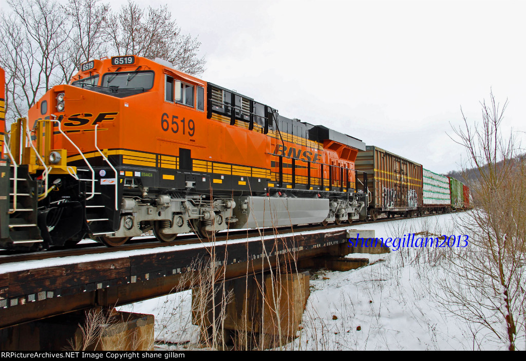 BNSF 6519 Trails 3rd out Brand New C4 Gevo!!!!